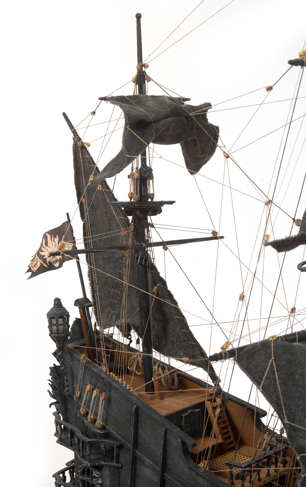 Flying Dutchman Code 14010 Ship Model Kit Wooden And Metal - Scale 1:50 ...