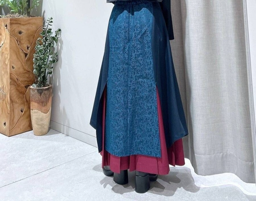 Ado x HARE Pleated Layered Lace Maxi Skirt Free size Navy Blue Rose ...