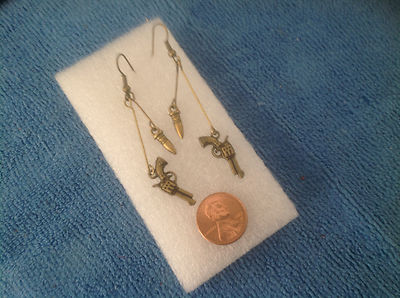 DETAILED BRONZE GUN 22 BULLETS GUN COWBOY REVOLVER PISTOL DERRINGER ...