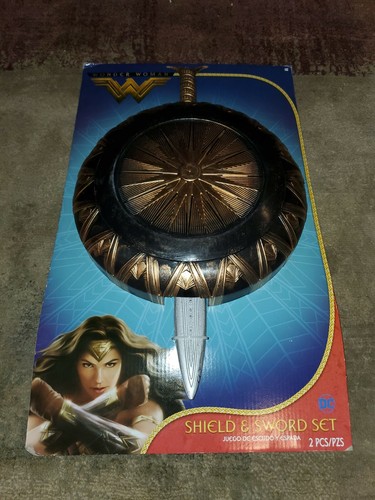 Wonder Woman plastic Cosplay Sword & Shield Costume Prop Halloween Gift ...