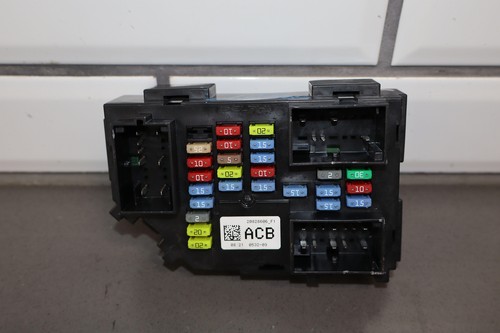 2012 GMC Yukon XL Denali GMT900 Interior / Cabin Fuse Box 20828606 | eBay