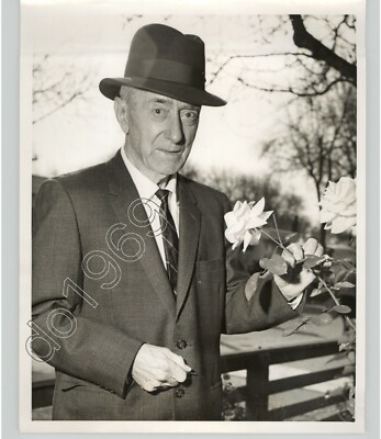 Murderer RICHARD HONECK W/ Flowers After Prison Release, Vtg. 1964 ...