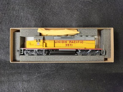Athearn - HO Scale DC SD40-2 Locomotive Union Pacific #3571 Athn-3571 ...