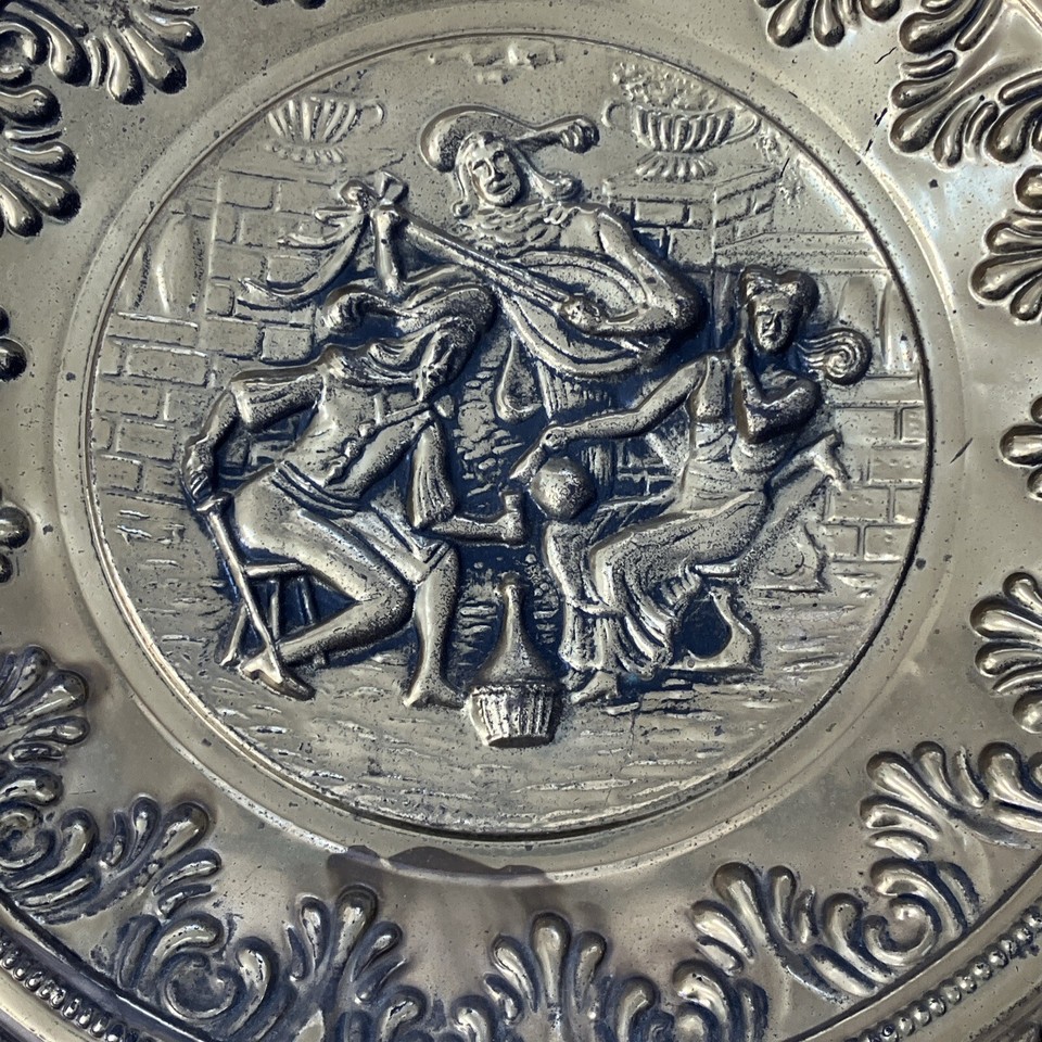 VINTAGE EMBOSSED BRASS 12” WALL PLATE -ENGLAND | eBay