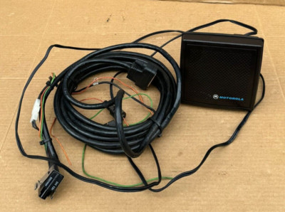 Motorola HSN4018B External Speaker w/ Bracket and HKN4356B Cable | eBay