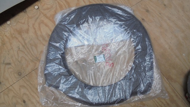 Genuine Land Rover Range Rover Insulator- Spare Wheel Part LR033234 for ...