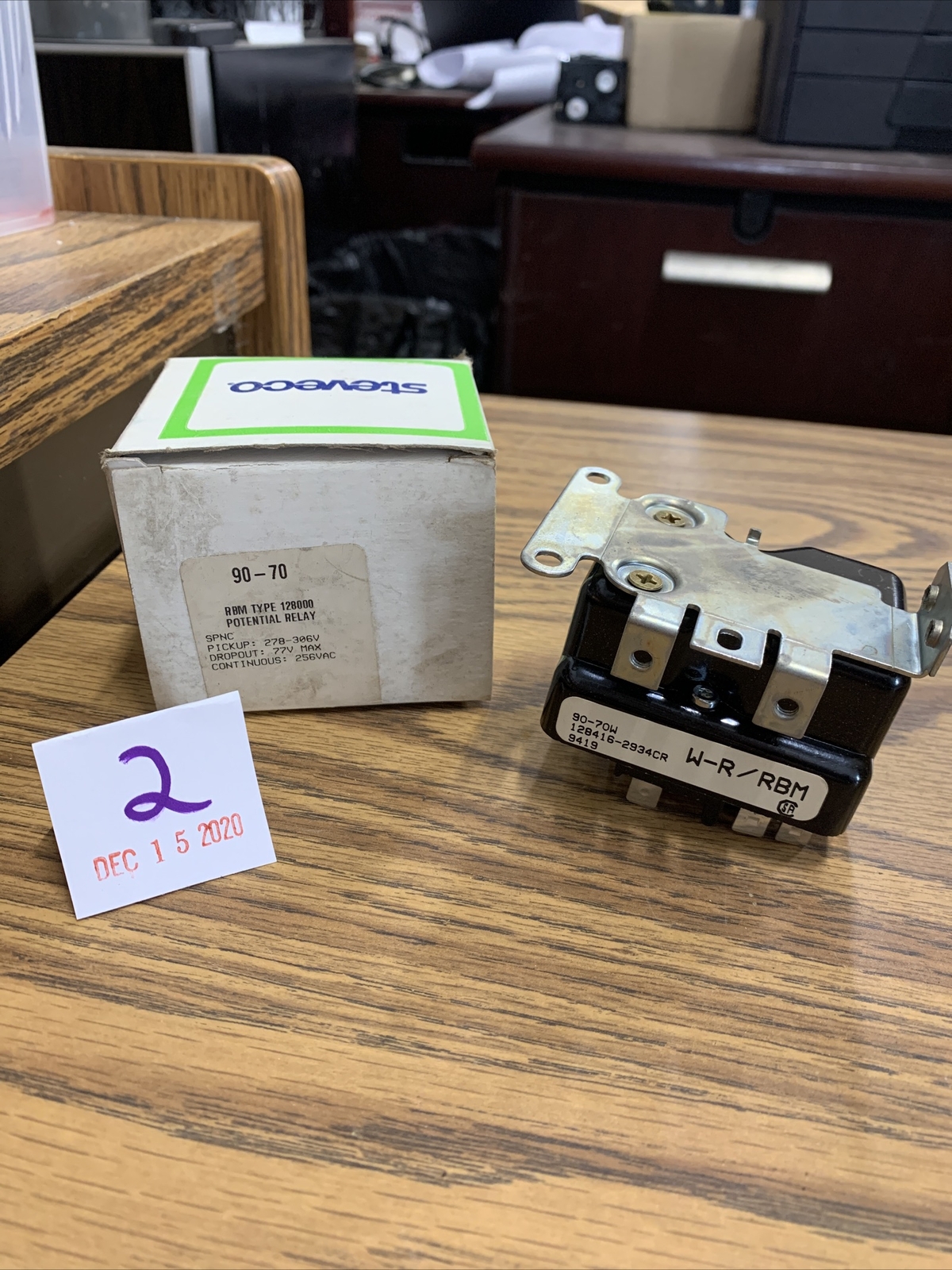 Steveco 90-70 Potential Relay Essex 128000 278-306V | eBay