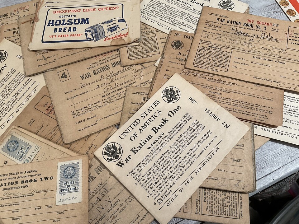 ORIGINAL WWII LOT OF 36 HOMEFRONT RATION BOOKS | eBay
