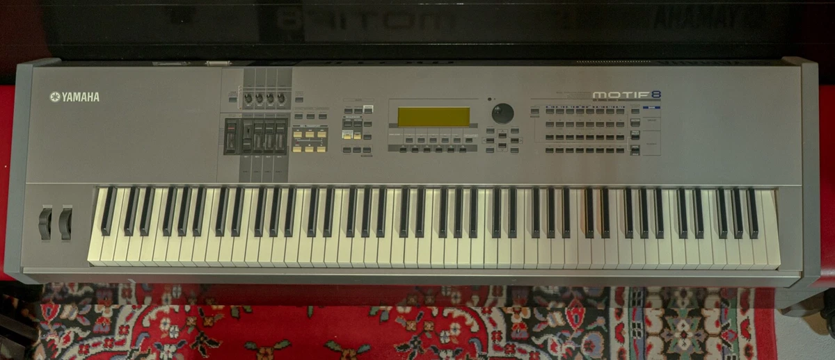 Yamaha Motif 8