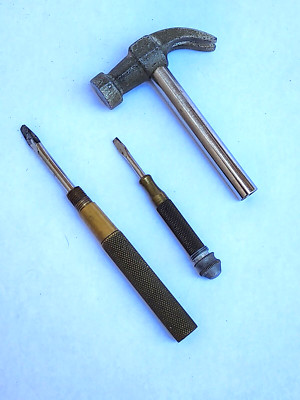 Vintage Gam Mfg 8 Oz Claw Hammer With Brass Nesting Slotted Screwdriver ...