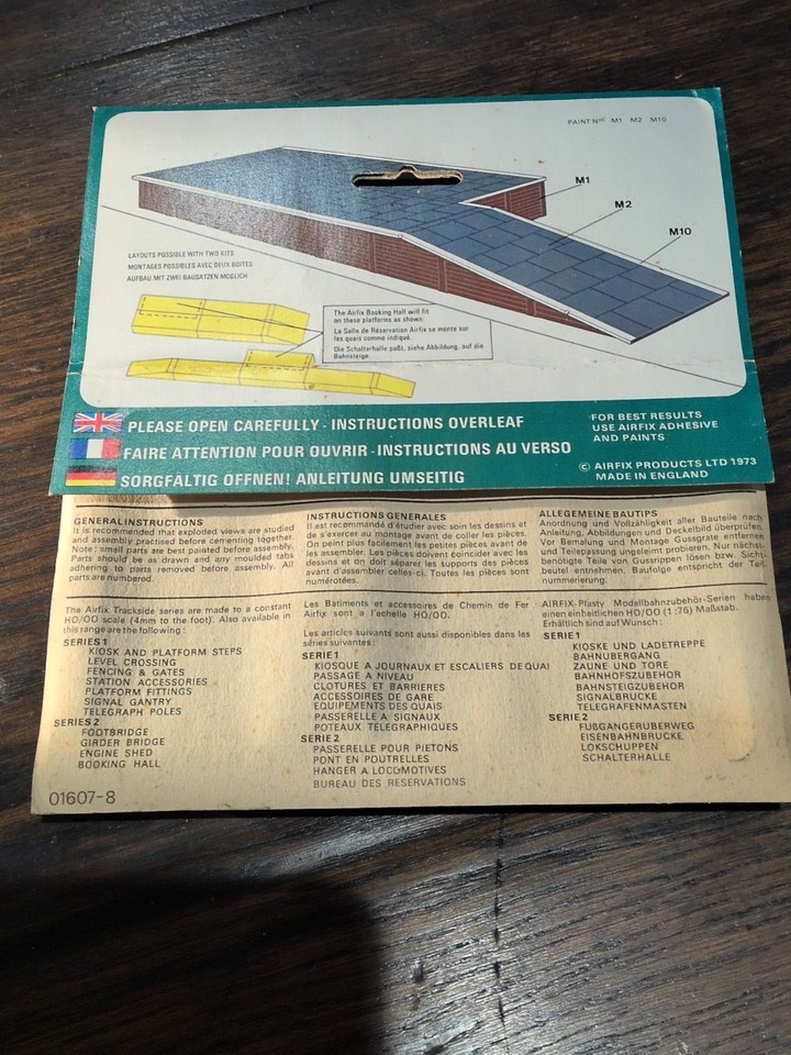 AIRFIX STATION PLATFORM OO/HO SCALE 01607-8, UNOPENED IN ORIGINAL ...
