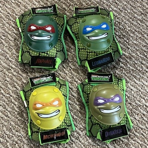 SET OF 4 NICKELODEON TEENAGE MUTANT NINJA TURTLES KNEE & ELBOW PADS ...