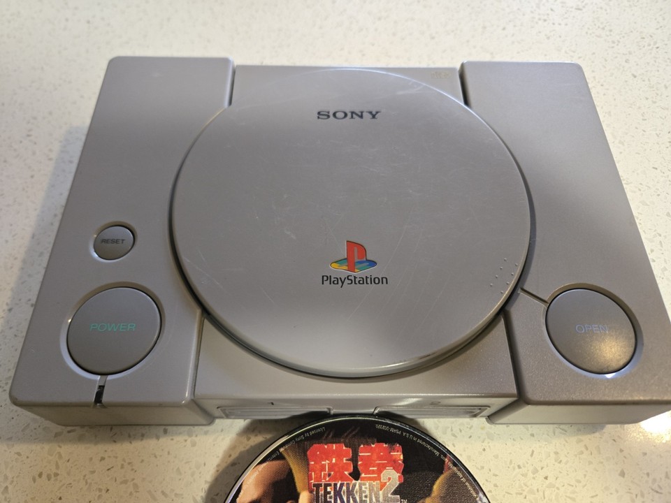 Sony PlayStation 1 SCPH-5501 Console with Controllers, Cables & Tekken ...