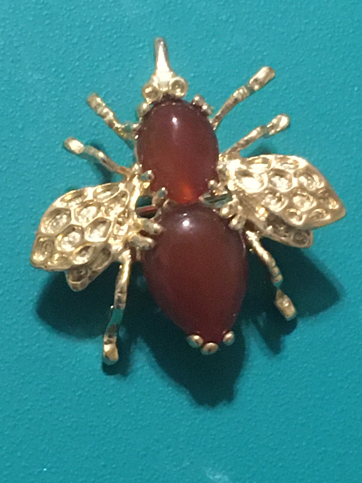 1” Dainty Jelly Belly Fly Brooch Pendant Pin Amber Red Body Gold Tone ...