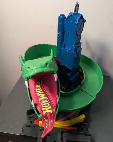 Hot Wheels City Cobra Crush Playset Snake Part Only! No Track! FNB20 ...