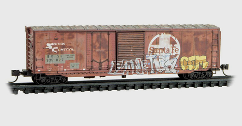 BNSF ex-ATSF 50' Box Car w/Plug Door Weathered Graffiti MTL #076 44 150 ...