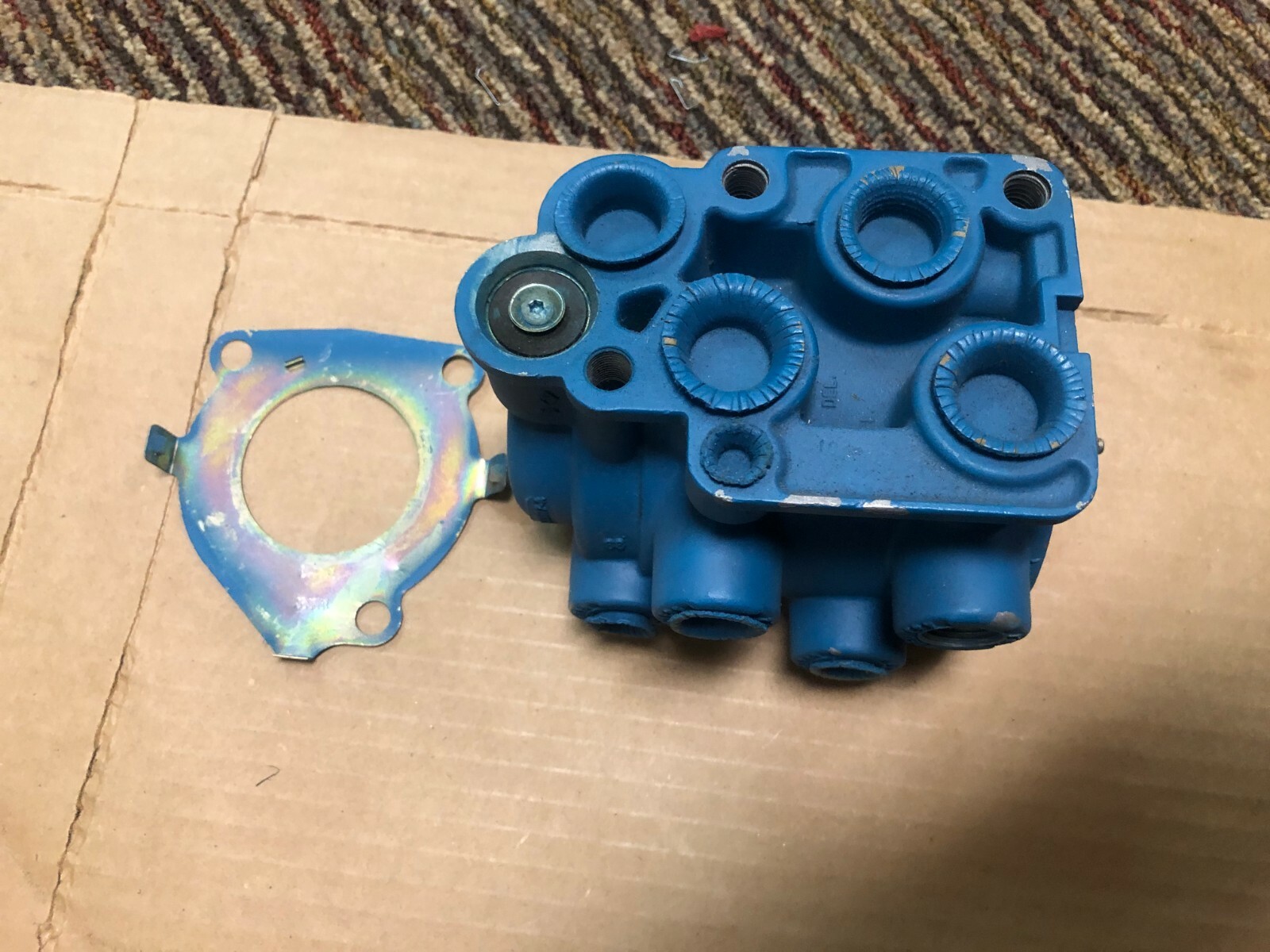 Genuine 101818X Bendix Dual Brake Valve BSC BX101818X | eBay