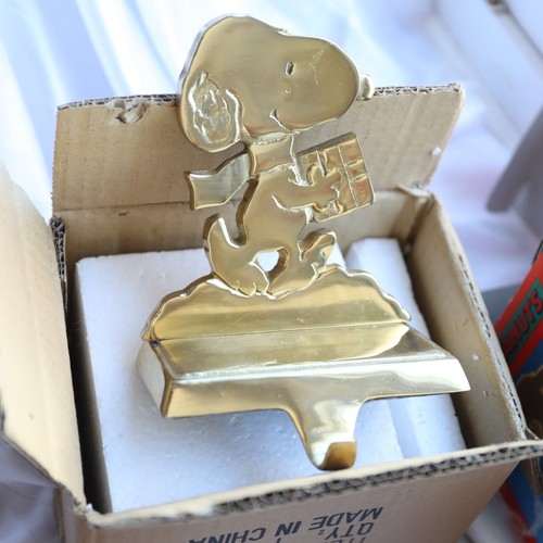 NEW Vintage Peanuts Snoopy Stocking Holder 6" Brass Christmas Holiday ...