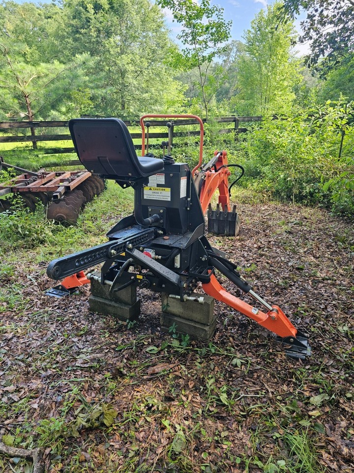 Farmer Helper Tractor Backhoe, 8'Dig 3-Pt Self Contained, PTO Powered ...
