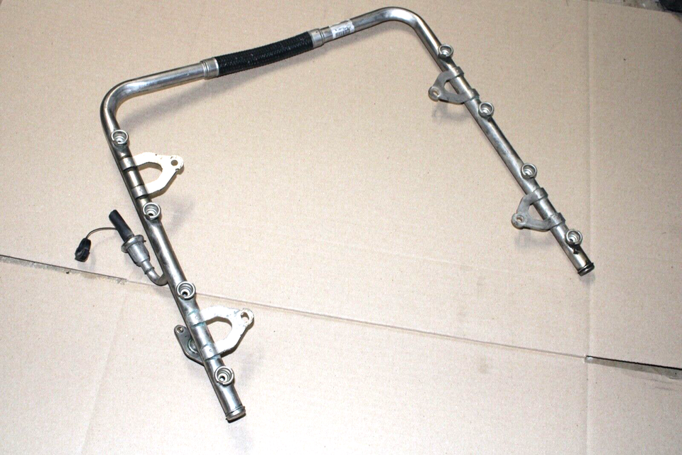 2004 - 2008 Ford F-150 v8 injector FUEL rail 5C3E-dd 5c3e-9f792-dd oem ...