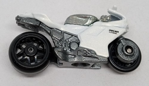 Hot Wheels White Pearlescent Ducati 1098-R Loose Diecast Motorcycle 1: ...