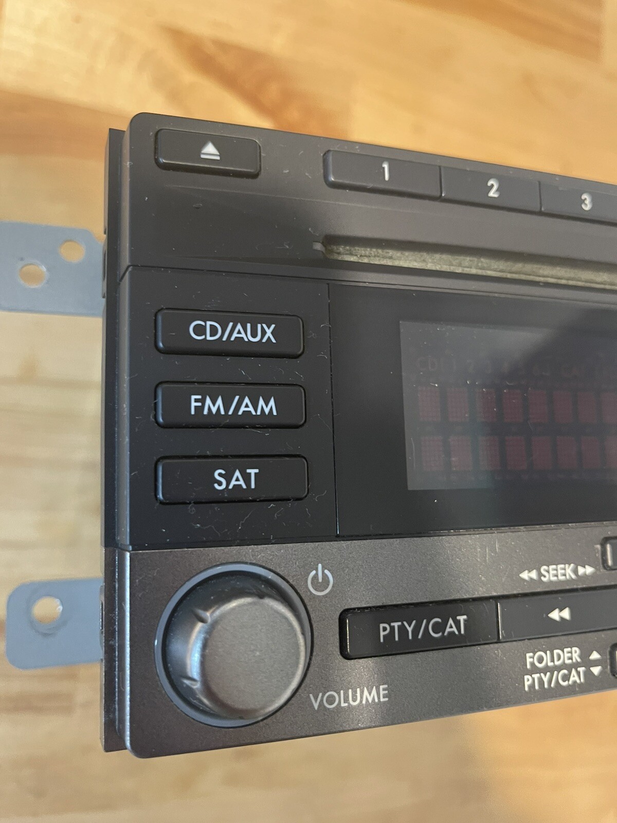 Subaru Clarion Factory Radio Stereo CD Player - 86201SC600 PF-2982B-A ...