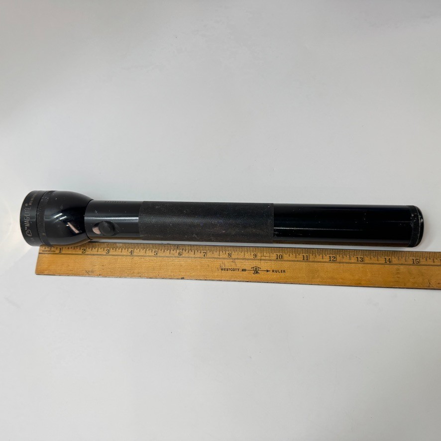 Vintage Maglite 4D Cell Black Flashlight 15" Black Old School Cop ...