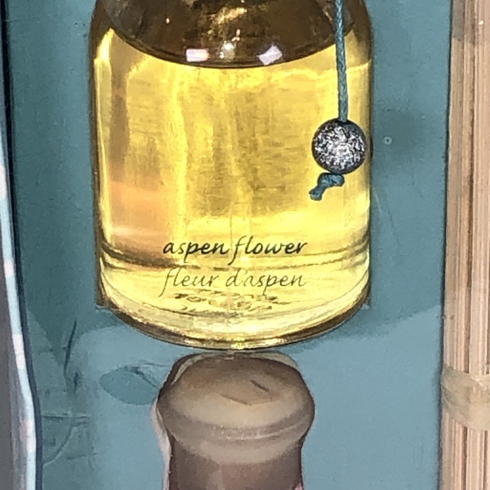 Pier 1 Reed Diffuser Set Aspen Flower & Cyprus Rose Sealed 1.18 Oz Each ...