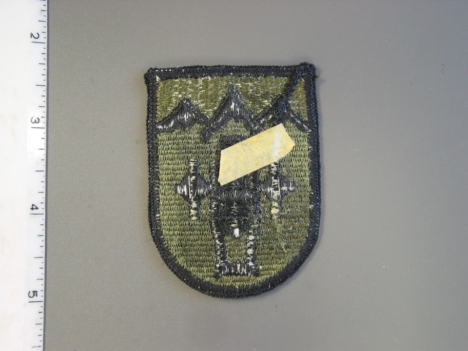 1979 issue U. S. Army 169th Field Artillery Brigade Patch by Best ...