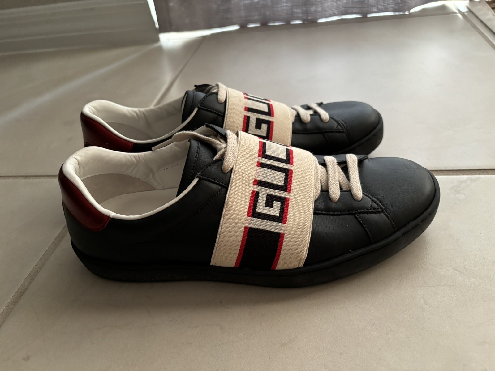 Gucci Men's Aces Logo Strap Sneakers Black Sz 5 - Gem