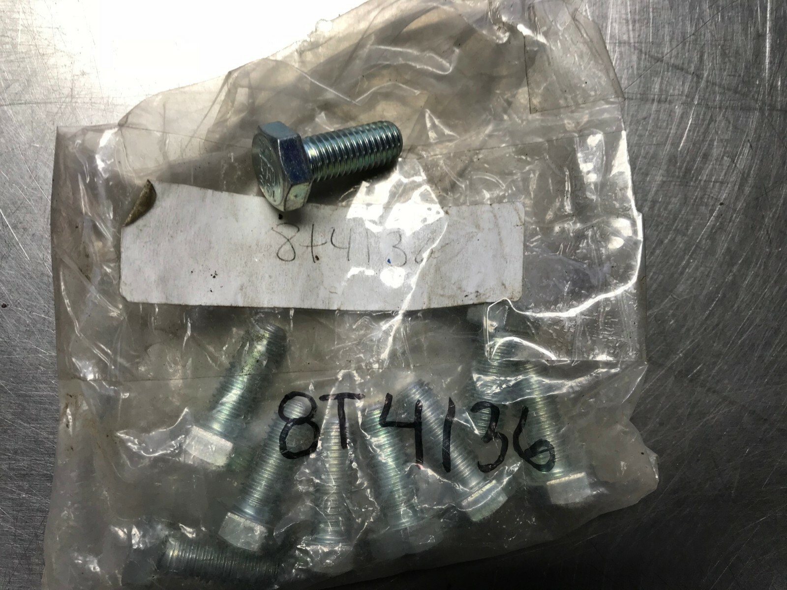 8T4136 GENUINE CAT CAPSCREW QTY of 2 Screws Caterpillar 8T-4136 | eBay