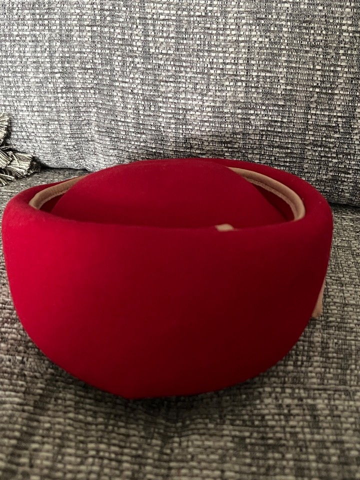 Emirates Airline Cabin Crew Hat - Flight Attendant Size Small RARE ...