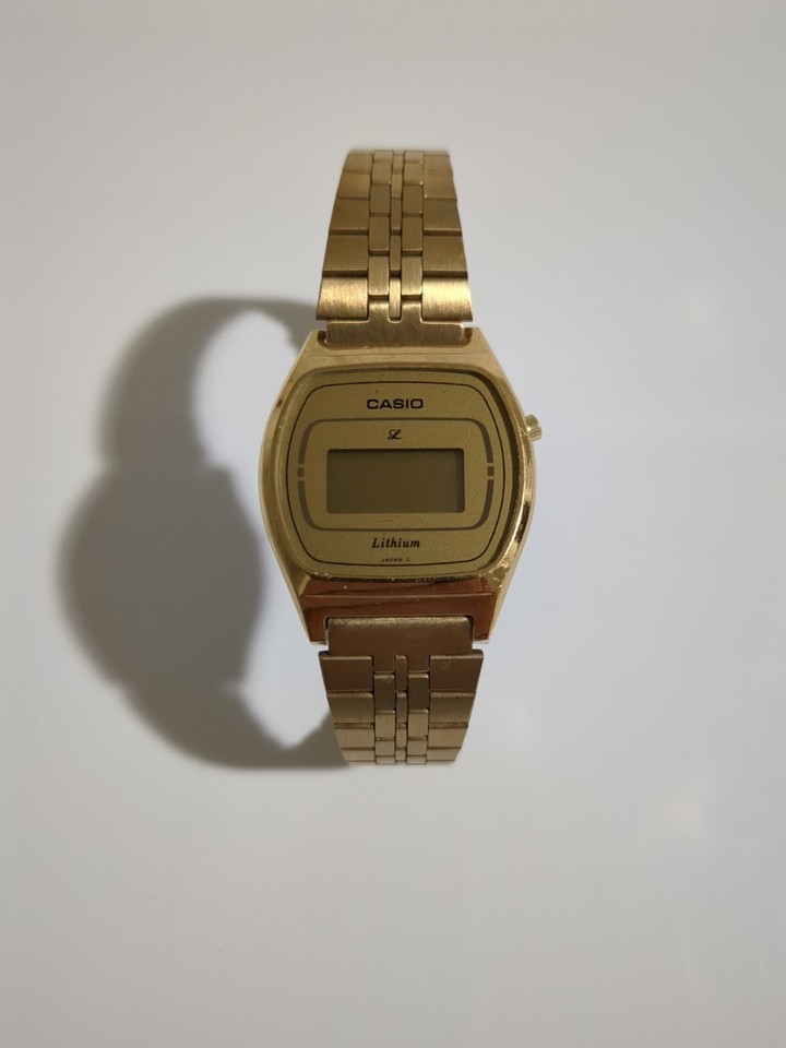 Vintage Ultra Small Slim Ladies Gold Casio Lithium Japan Needs Battery ...