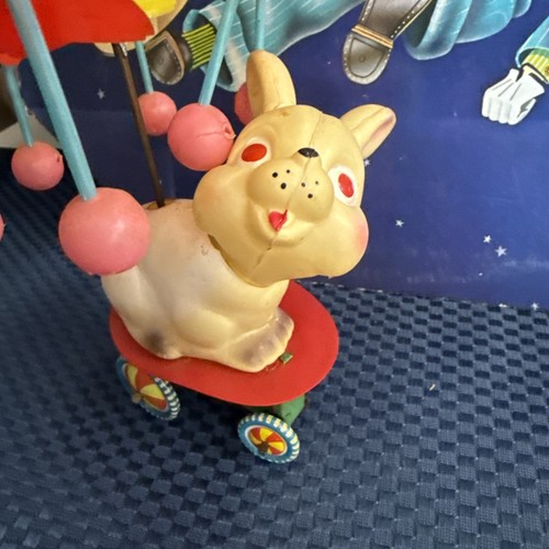 WIND UP CELLULOID RABBIT W/UMBRELLA TOY JAPAN WORKS! VINTAGE EASTER ...