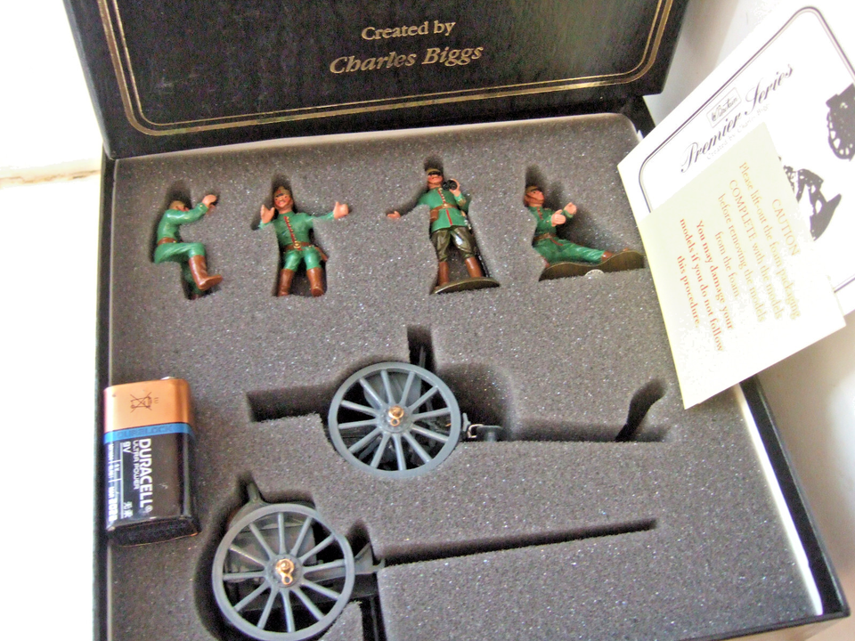 Britains Premier 8924 German 7.7mm Gun, Limber & 4 Man Service ...