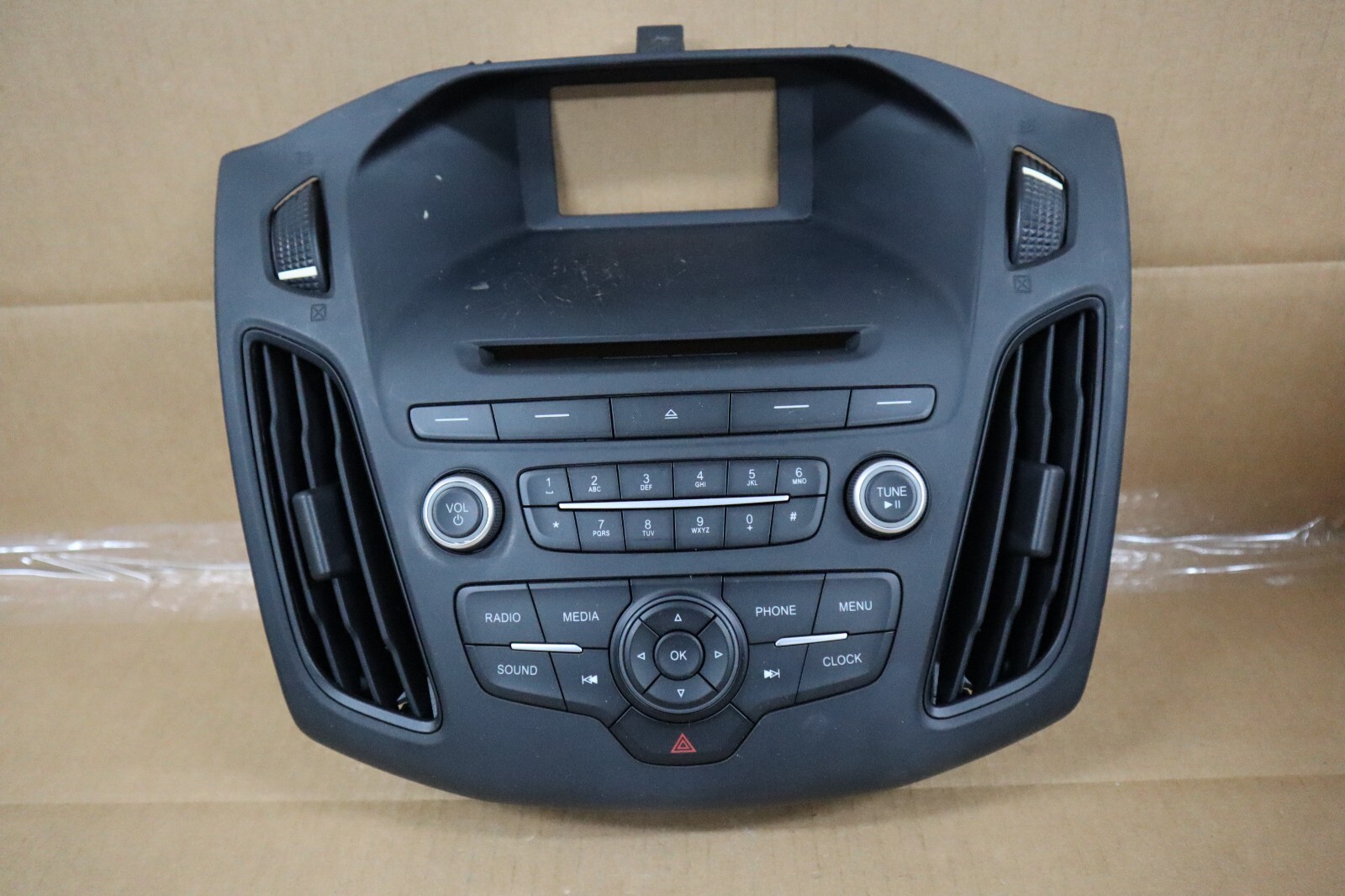 2015 2018 Ford Focus Factory Radio Button Control Bezel Trim ...
