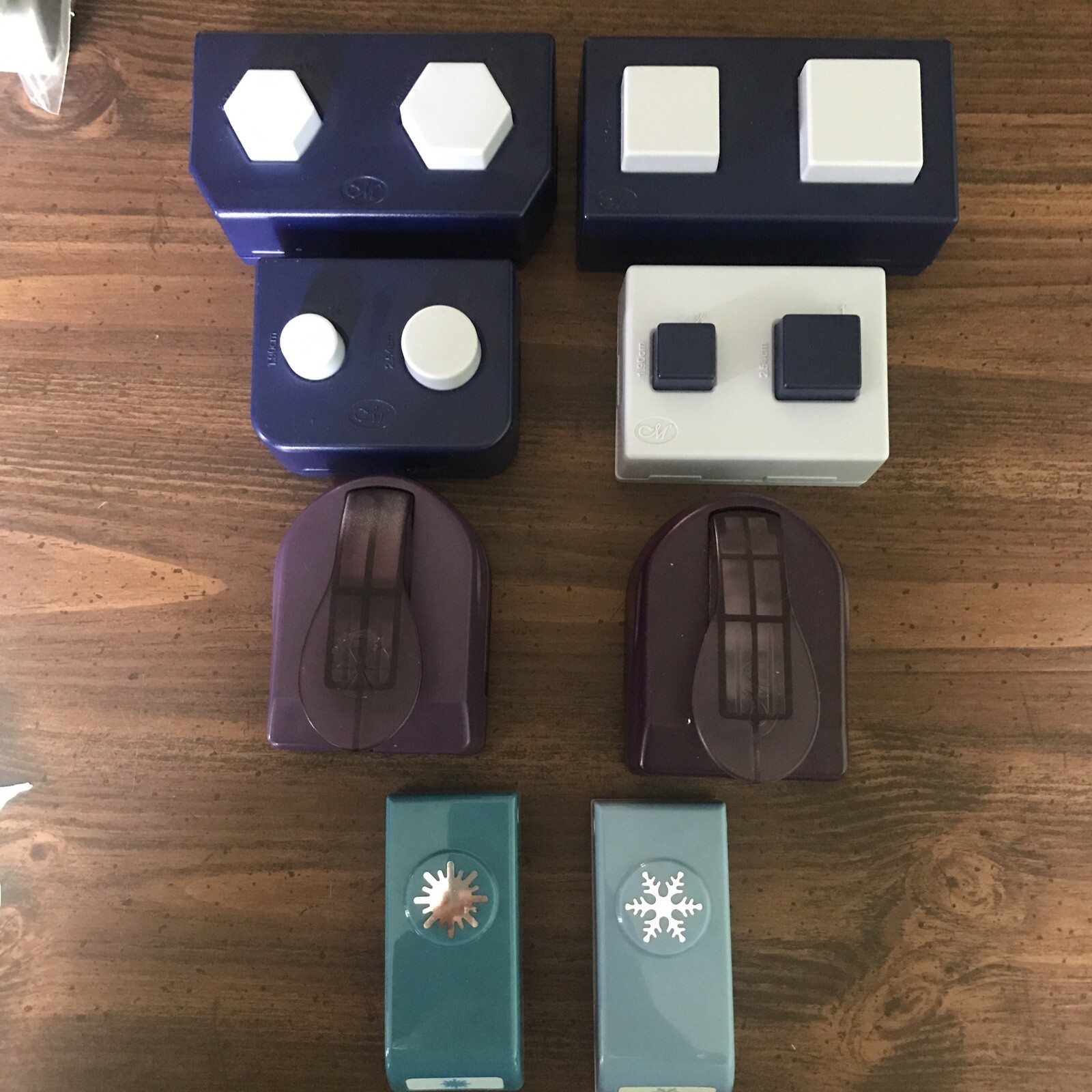 LOT of 8 Retired creative memories Paper Punches Flat Locking shapes ...