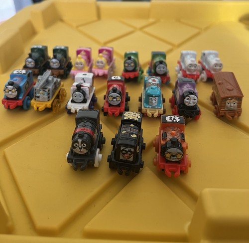 Thomas The Train & Friends Minis Micro Trains Lot of 18 Trains | eBay