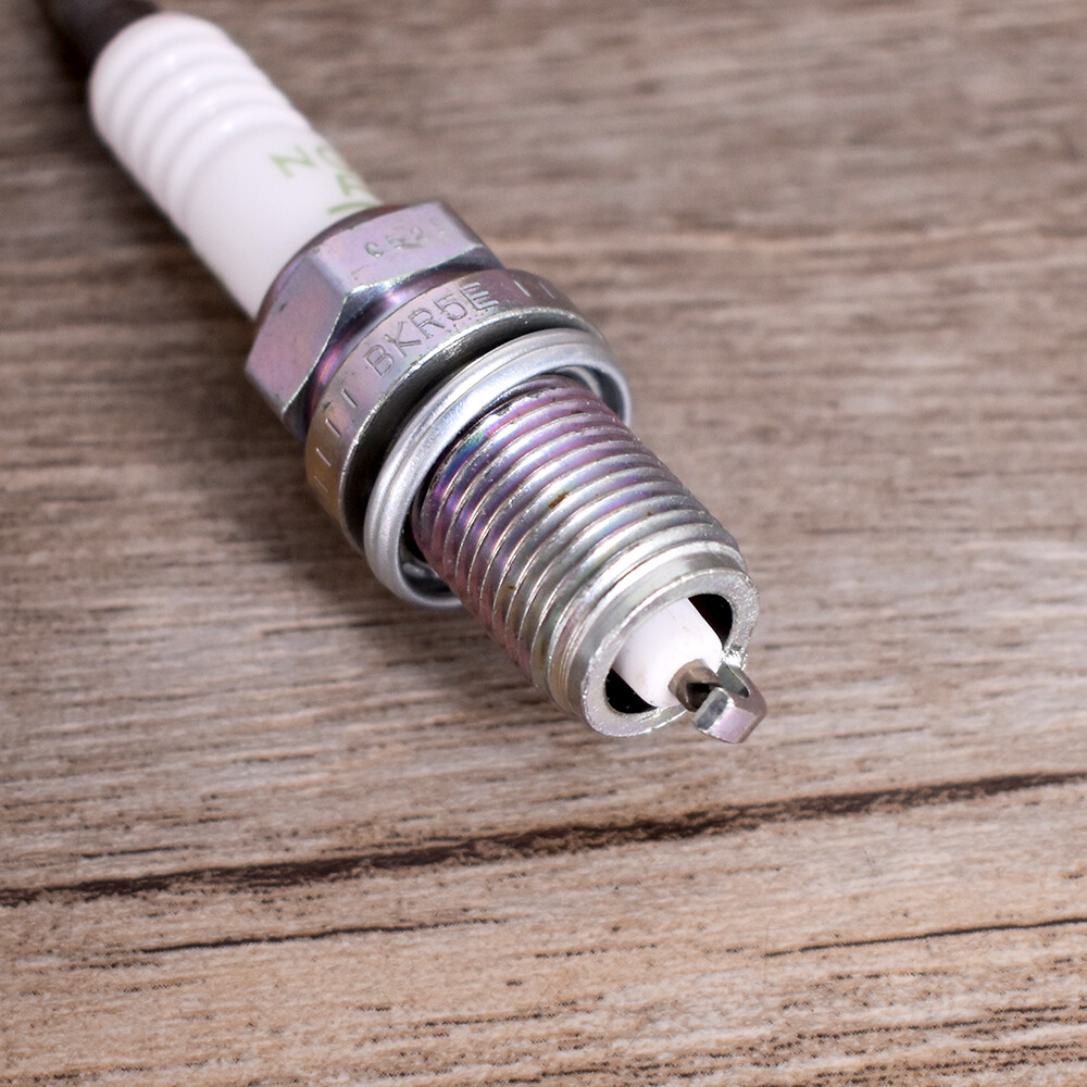 4PCS NGK 6953 V-Power Spark Plug BKR5E11 For Nissan Toyota Audi VW ...