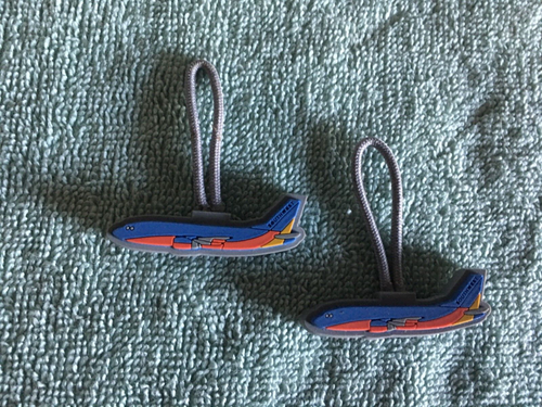 Southwest Airlines Airplane Zipper Pulls Rubber New Colors (Set of 2 ...