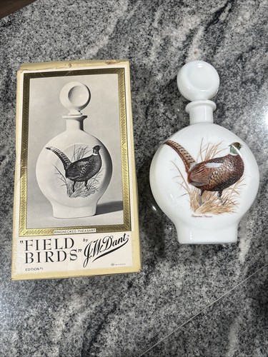 1969 Ringnecked Pheasant Dant Dist. Field Bird Milk Glass Decanter/ Box ...