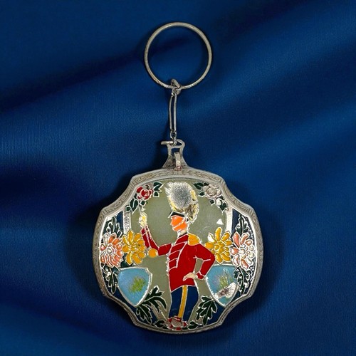 Rare JM Fisher Art Deco Powder Compact Drum Major Ring Chain 1930s ...