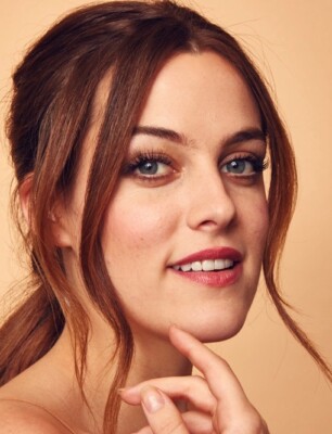 photo 10*15cm 4x6 INCH RILEY KEOUGH (3) | eBay