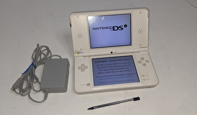 Nintendo DSi LL DS Console [Japan XL] Plays US Games - HEAVY WEAR ...