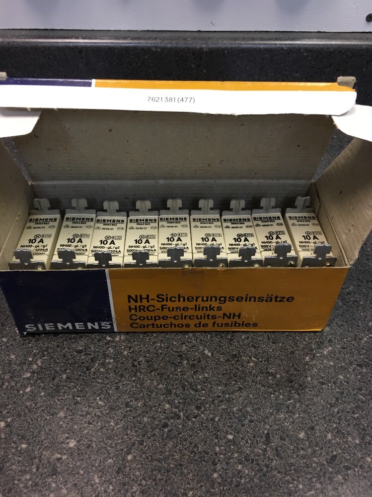 NEW SIEMENS FUSE LINK 3NA3 803 / 3NA3803 / 10A 500V 120kA ** Box Of 9 ...