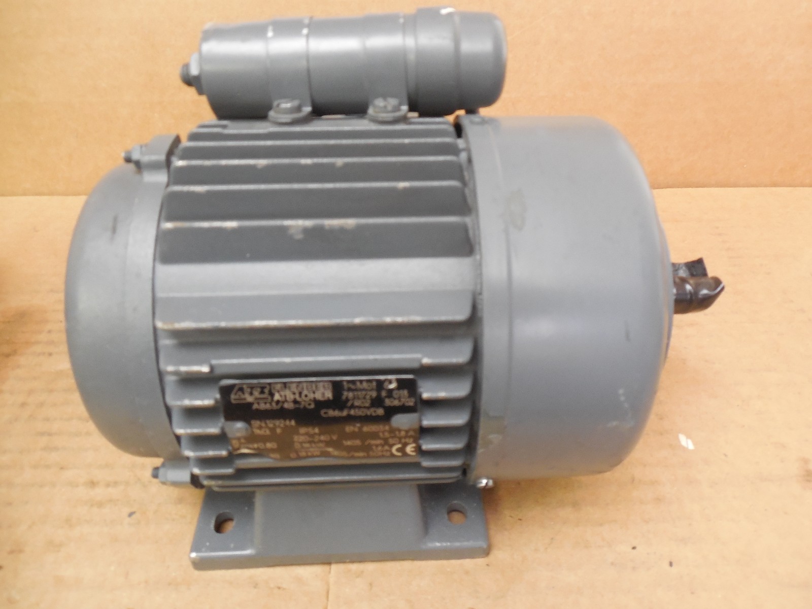 ATB Flender ATB-LOHER Motor AB63/4B-7Q AB634B7Q 240V 0.18 KW 1405/min New