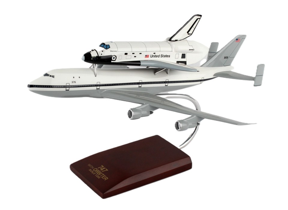 NASA Boeing 747 + Space Shuttle Discovery Desk Display Model 1/200 SC ...