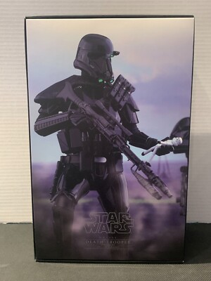 Sideshow Exclusive MMS399 Death Trooper (Specialist Deluxe Version) 1 ...
