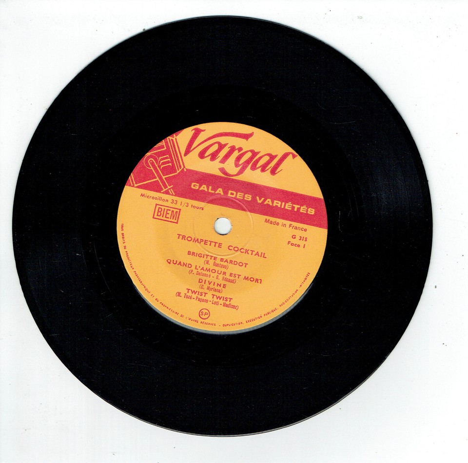 Trumpet Cocktail 33 RPM 6 11/16in Brigitte Bardot - Divine - Twist ...