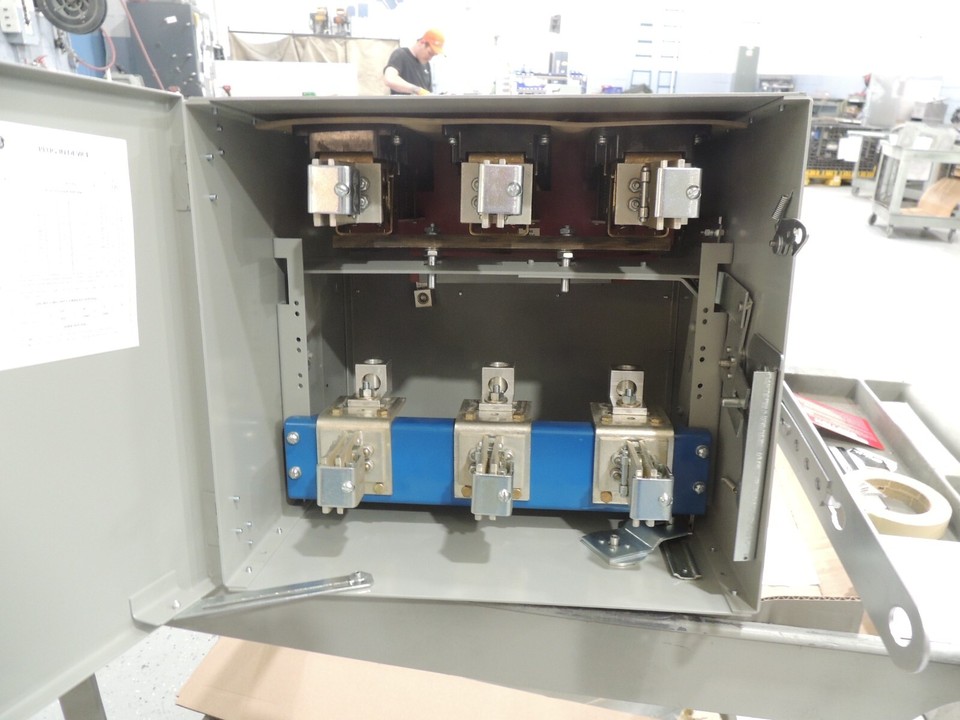 GENERAL ELECTRIC FUSIBLE BUSWAY PLUG SB365RGR 400A 600VAC 3P 3W | eBay